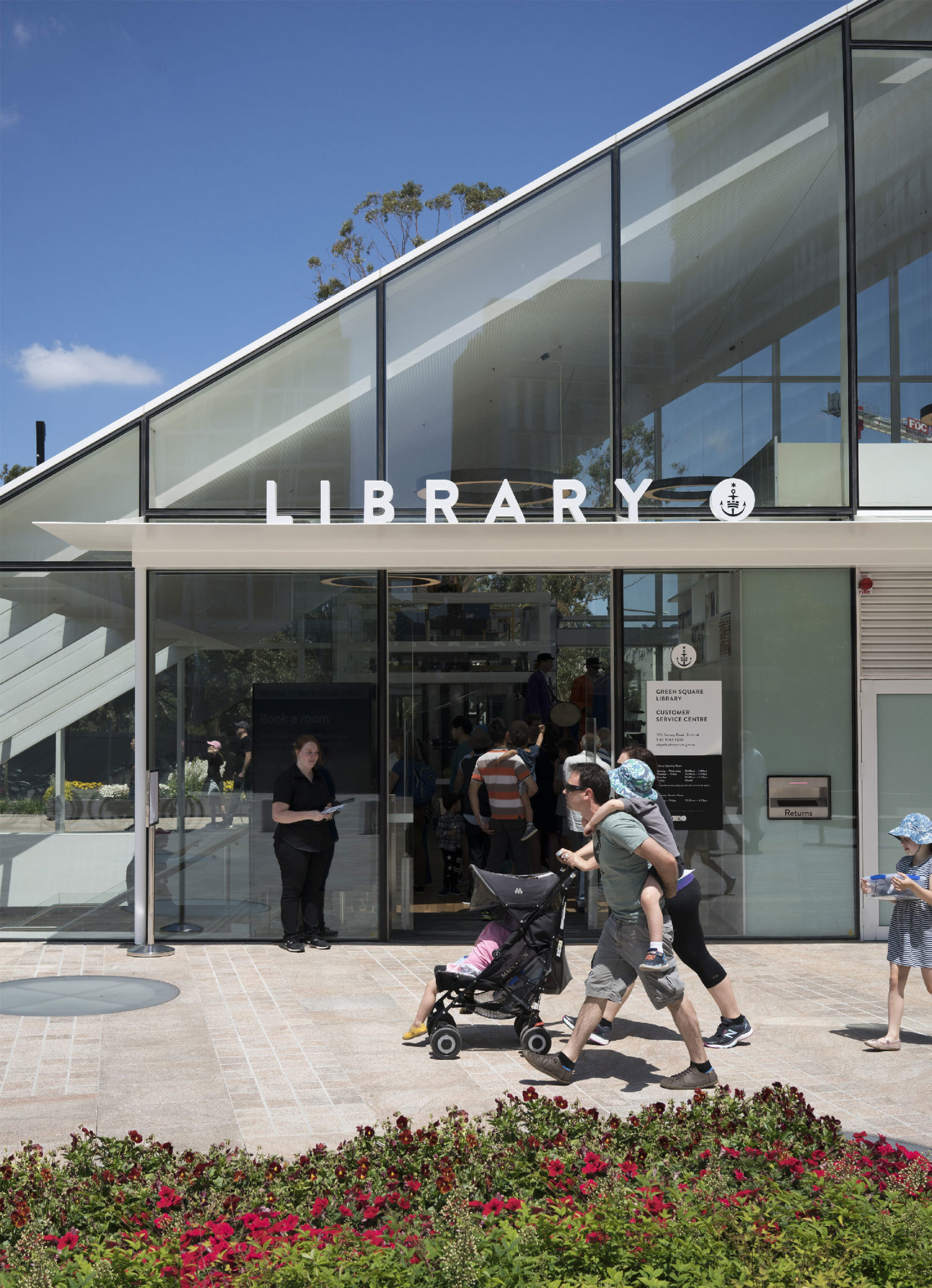 Stewart Hollenstein Architects – Green Square Library & Community Centre